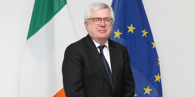 Tim Mawe on Irish Distinction | Tinteán